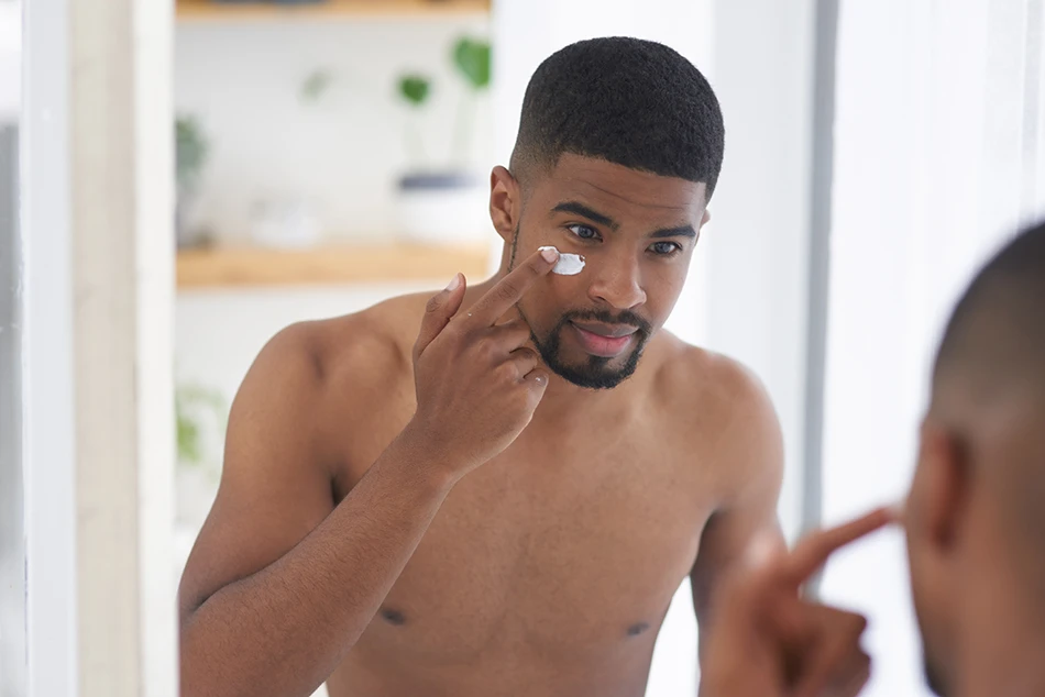 11 Best Face Moisturizers for Men: Find Your Match | Health Reporter